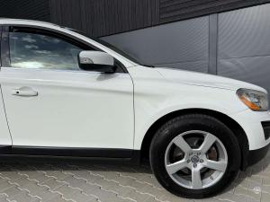 Balts Volvo XC60 2010 Šauļi, ar dzinēja tilpumu 2.40 L un nobraukumu 301 tūkst. km par 10950 €, foto 17 vietnē AUTOMOTO.COM.LV