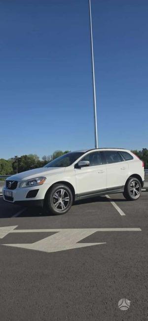 White Volvo XC60 2010 in Kaunas, with an engine capacity of 1.98 L and mileage of 289 thousand km for 7700 €, photo  on AUTOMOTO.COM.LV