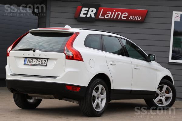 Volvo XC60 2010 Tukums vietnē Balts Volvo XC60 2010 Tukums, ar dzinēja tilpumu 2.00 L un nobraukumu 261 tūkst. km par 5700 €, foto 4 vietnē AUTOMOTO.COM.LV