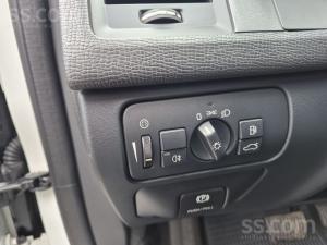 Balts Volvo XC60 2010 Daugavpils, ar dzinēja tilpumu 2.40 L un nobraukumu 0 tūkst. km par 9250 €, foto 11 vietnē AUTOMOTO.COM.LV