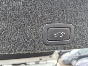 Balts Volvo XC60 2010 Daugavpils, ar dzinēja tilpumu 2.40 L un nobraukumu 0 tūkst. km par 9250 €, foto 17 vietnē AUTOMOTO.COM.LV