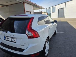 Balts Volvo XC60 2010 Kretinga, ar dzinēja tilpumu 2.40 L un nobraukumu 353 tūkst. km par 4995 €, foto 6 vietnē AUTOMOTO.COM.LV