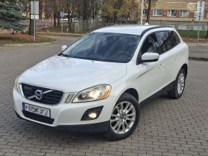 Белый Вольво ХС60 2010 в Шяуляй, объемом двигателя 2.40 л и пробегом 350 тыс. км за 5850 €, фото  на AUTOMOTO.COM.LV