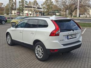 Белый Вольво ХС60 2010 в Шяуляй, объемом двигателя 2.40 л и пробегом 350 тыс. км за 5850 €, фото 4 на AUTOMOTO.COM.LV