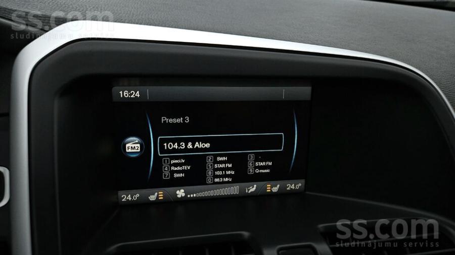 Белый Вольво ХС60 2011 в Рига, объемом двигателя 2.40 л и пробегом 350 тыс. км за 8900 €, фото 35 на AUTOMOTO.COM.LV