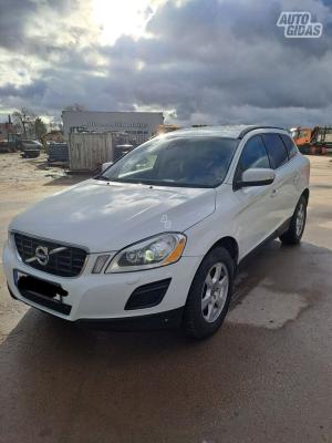 White Volvo XC60 2011 in Marijampole, with an engine capacity of 2.40 L and mileage of 291 thousand km for 9500 €, photo  on AUTOMOTO.COM.LV