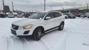 Balts Volvo XC60 2011 Kauņa, ar dzinēja tilpumu 2.40 L un nobraukumu 209 tūkst. km par 8450 €, foto 2 vietnē AUTOMOTO.COM.LV