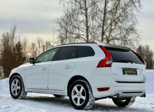 Balts Volvo XC60 2011 Šauļi, ar dzinēja tilpumu 2.40 L un nobraukumu 267 tūkst. km par 11950 €, foto 3 vietnē AUTOMOTO.COM.LV