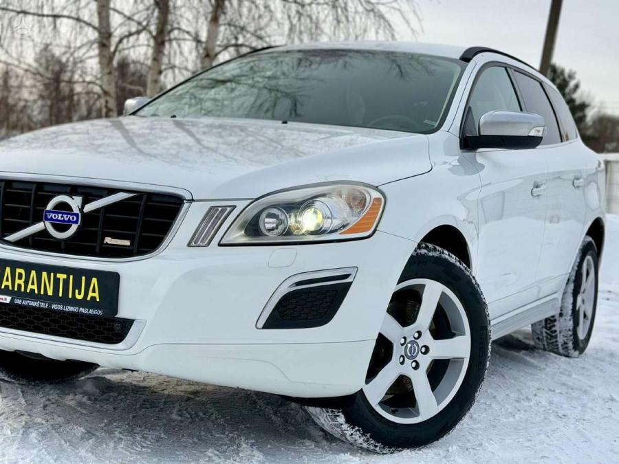 Balts Volvo XC60 2011 Šauļi, ar dzinēja tilpumu 2.40 L un nobraukumu 267 tūkst. km par 11950 €, foto 16 vietnē AUTOMOTO.COM.LV