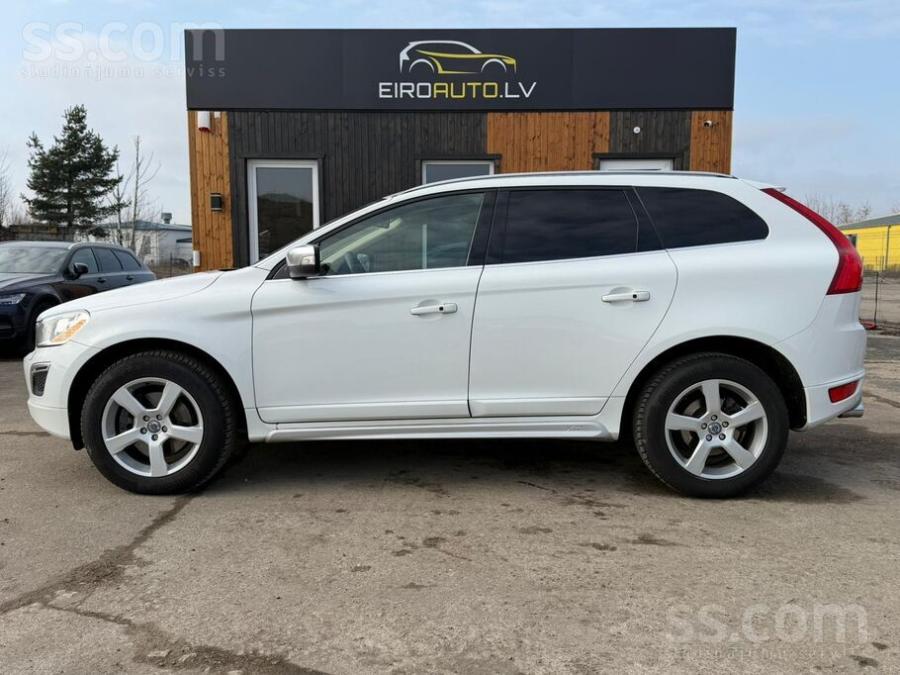 Balts Volvo XC60 2011 Rīga, ar dzinēja tilpumu 2.40 L un nobraukumu 310 tūkst. km par 10290 €, foto 7 vietnē AUTOMOTO.COM.LV