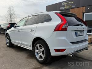 Balts Volvo XC60 2011 Rīga, ar dzinēja tilpumu 2.40 L un nobraukumu 310 tūkst. km par 10290 €, foto 8 vietnē AUTOMOTO.COM.LV