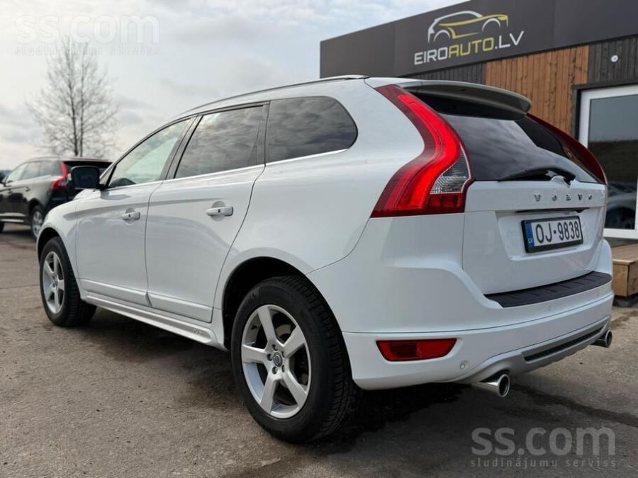 Balts Volvo XC60 2011 Rīga, ar dzinēja tilpumu 2.40 L un nobraukumu 310 tūkst. km par 10290 €, foto 8 vietnē AUTOMOTO.COM.LV