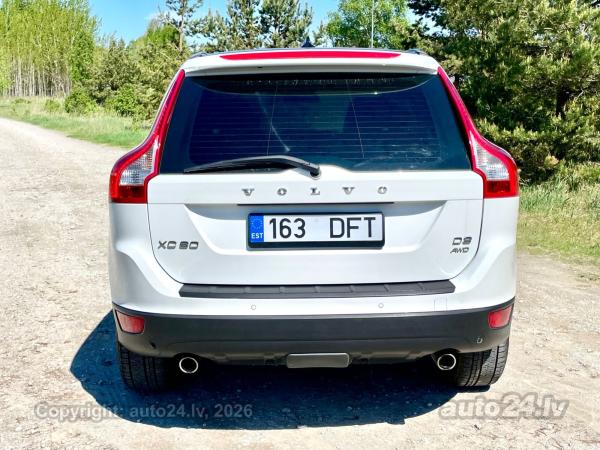 White Volvo XC60 2011 in Tallinn, with an engine capacity of 2.40 L and mileage of 212 thousand km for 11999 €, photo 7 on AUTOMOTO.COM.LV