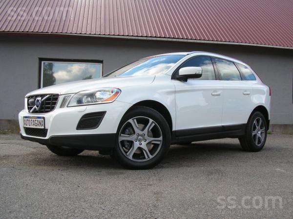 Balts Volvo XC60 2011 Rīga, ar dzinēja tilpumu 2.40 L un nobraukumu 0 tūkst. km par 9750 €, foto 2 vietnē AUTOMOTO.COM.LV