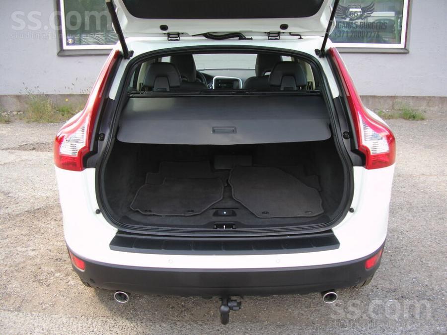 Balts Volvo XC60 2011 Rīga, ar dzinēja tilpumu 2.40 L un nobraukumu 0 tūkst. km par 9750 €, foto 25 vietnē AUTOMOTO.COM.LV