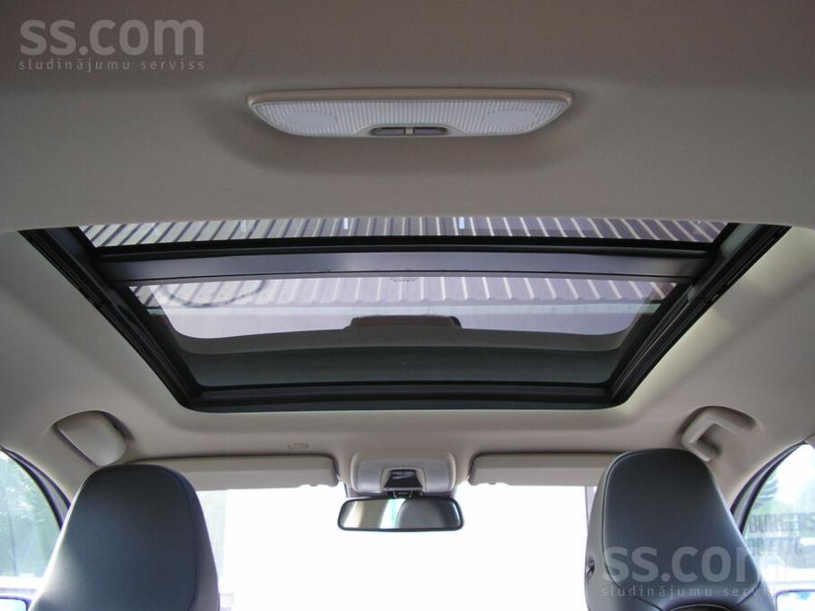 Balts Volvo XC60 2011 Rīga, ar dzinēja tilpumu 2.40 L un nobraukumu 0 tūkst. km par 9750 €, foto 27 vietnē AUTOMOTO.COM.LV