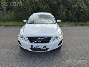 Balts Volvo XC60 2011 Talsi, ar dzinēja tilpumu 2.00 L un nobraukumu 273 tūkst. km par 8300 €, foto 7 vietnē AUTOMOTO.COM.LV