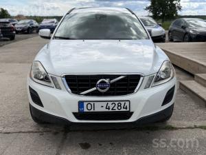 Белый Вольво ХС60 2011 в Рига, объемом двигателя 2.00 л и пробегом 265 тыс. км за 9950 €, фото 3 на AUTOMOTO.COM.LV