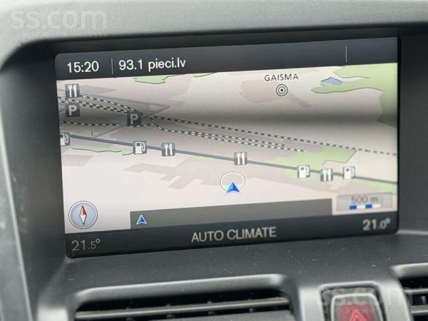 Balts Volvo XC60 2011 Rīga, ar dzinēja tilpumu 2.00 L un nobraukumu 265 tūkst. km par 9950 €, foto 10 vietnē AUTOMOTO.COM.LV