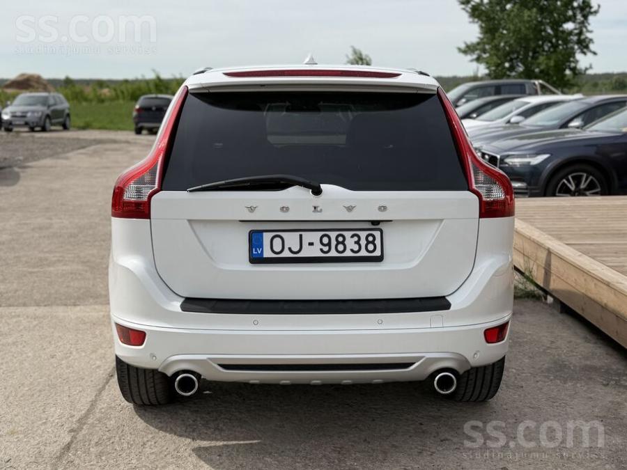 Balts Volvo XC60 2011 Rīga, ar dzinēja tilpumu 2.40 L un nobraukumu 310 tūkst. km par 9950 €, foto 20 vietnē AUTOMOTO.COM.LV