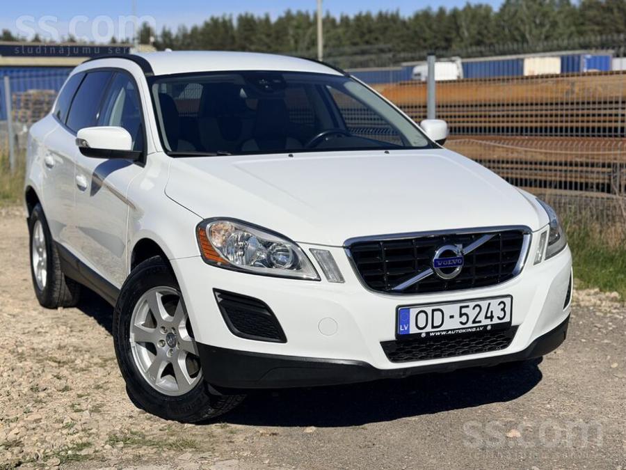 Balts Volvo XC60 2011 Rīga, ar dzinēja tilpumu 2.40 L un nobraukumu 298 tūkst. km par 9995 €, foto 1 vietnē AUTOMOTO.COM.LV