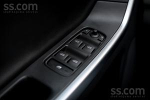 Balts Volvo XC60 2011 Tukums, ar dzinēja tilpumu 2.00 L un nobraukumu 324 tūkst. km par 7950 €, foto 14 vietnē AUTOMOTO.COM.LV