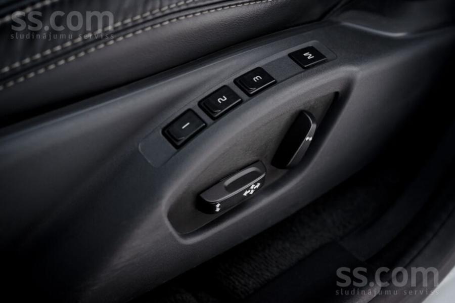Balts Volvo XC60 2011 Tukums, ar dzinēja tilpumu 2.00 L un nobraukumu 324 tūkst. km par 7950 €, foto 15 vietnē AUTOMOTO.COM.LV