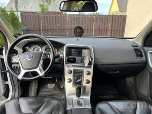 Balts Volvo XC60 2011 Daugavpils, ar dzinēja tilpumu 2.40 L un nobraukumu 364 tūkst. km par 9700 €, foto 9 vietnē AUTOMOTO.COM.LV