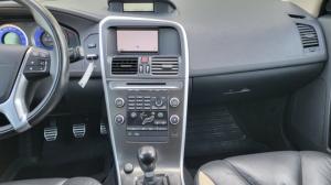 Balts Volvo XC60 2011 Rīga, ar dzinēja tilpumu 2.40 L un nobraukumu 214 tūkst. km par 10700 €, foto 9 vietnē AUTOMOTO.COM.LV