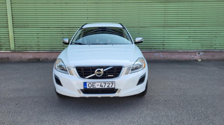 Balts Volvo XC60 2011 Rīga, ar dzinēja tilpumu 2.40 L un nobraukumu 214 tūkst. km par 10700 €, foto 15 vietnē AUTOMOTO.COM.LV
