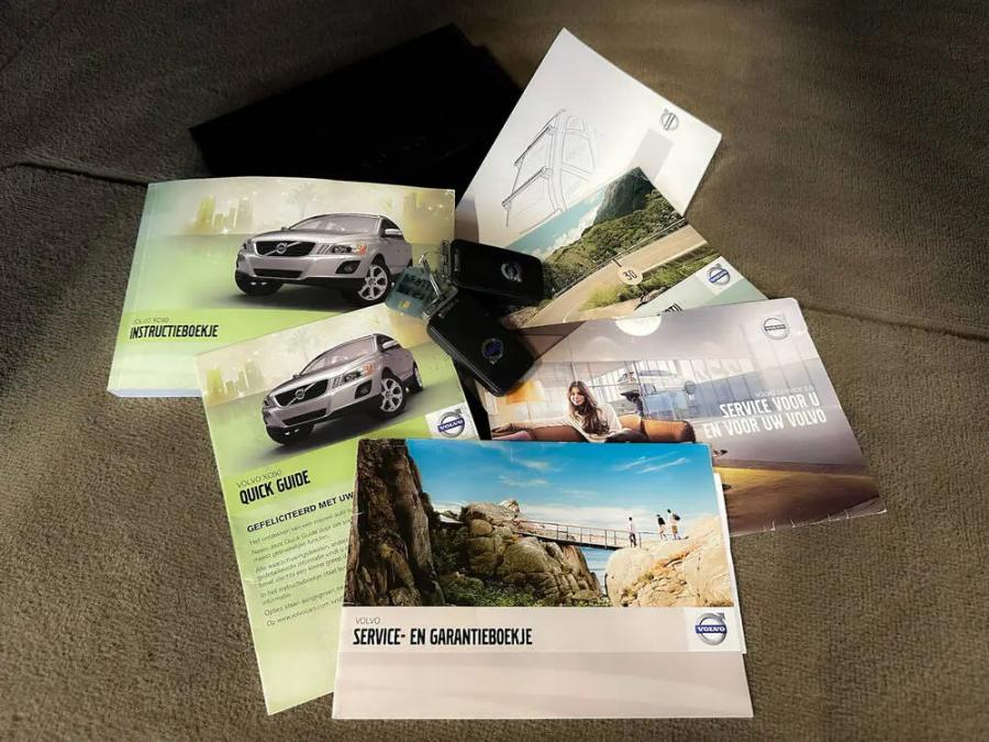 Balts Volvo XC60 2011 Jūrmala, ar dzinēja tilpumu 2.00 L un nobraukumu 203 tūkst. km par 10490 €, foto 50 vietnē AUTOMOTO.COM.LV