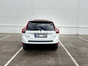 White Volvo XC60 2011 in Riga, with an engine capacity of 2.00 L and mileage of 241 thousand km for 4000 €, photo 6 on AUTOMOTO.COM.LV