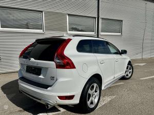 Balts Volvo XC60 2011 Šauļi, ar dzinēja tilpumu 2.40 L un nobraukumu 197 tūkst. km par 9999 €, foto 8 vietnē AUTOMOTO.COM.LV