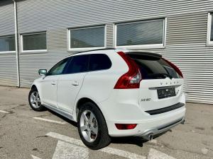 Balts Volvo XC60 2011 Šauļi, ar dzinēja tilpumu 2.40 L un nobraukumu 197 tūkst. km par 9999 €, foto 10 vietnē AUTOMOTO.COM.LV