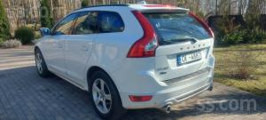 Balts Volvo XC60 2011 Tukums, ar dzinēja tilpumu 2.40 L un nobraukumu 274 tūkst. km par 9400 €, foto 5 vietnē AUTOMOTO.COM.LV