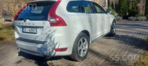 Balts Volvo XC60 2011 Tukums, ar dzinēja tilpumu 2.40 L un nobraukumu 274 tūkst. km par 9400 €, foto 7 vietnē AUTOMOTO.COM.LV