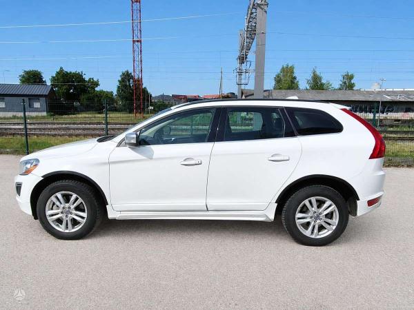 Balts Volvo XC60 2011 Šauļi, ar dzinēja tilpumu 2.00 L un nobraukumu 365 tūkst. km par 5700 €, foto 8 vietnē AUTOMOTO.COM.LV