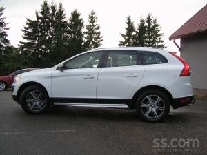 Balts Volvo XC60 2011 Rīga, ar dzinēja tilpumu 2.40 L un nobraukumu 0 tūkst. km par 9850 €, foto 5 vietnē AUTOMOTO.COM.LV