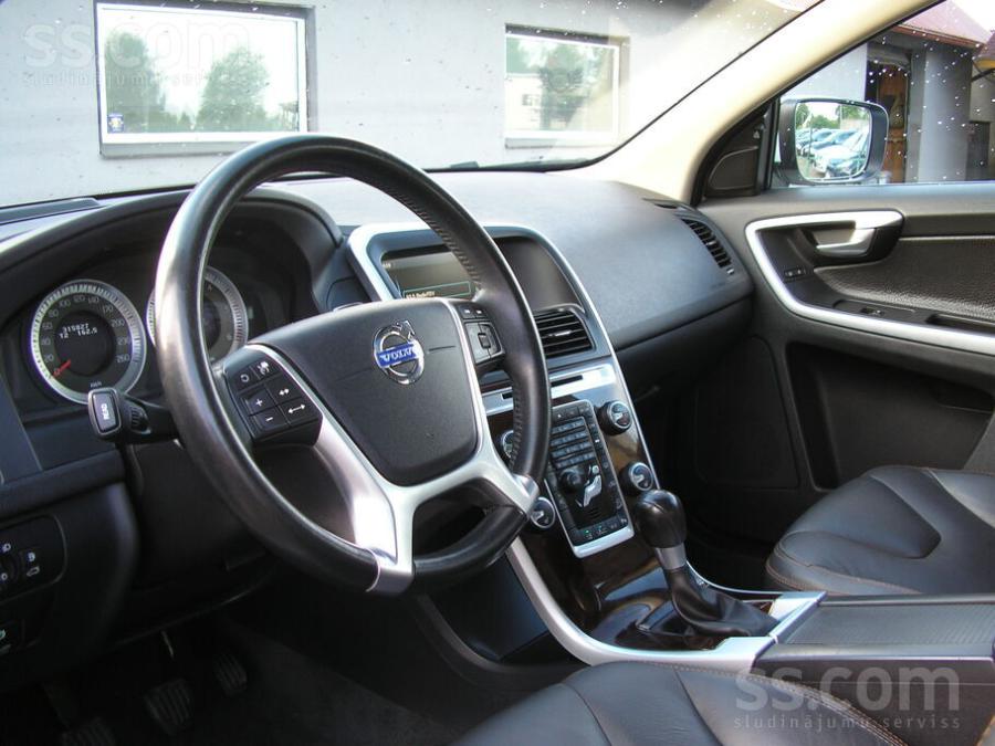 Balts Volvo XC60 2011 Rīga, ar dzinēja tilpumu 2.40 L un nobraukumu 0 tūkst. km par 9850 €, foto 15 vietnē AUTOMOTO.COM.LV