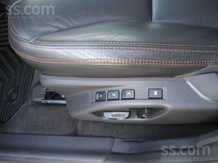Balts Volvo XC60 2011 Rīga, ar dzinēja tilpumu 2.40 L un nobraukumu 0 tūkst. km par 9850 €, foto 19 vietnē AUTOMOTO.COM.LV