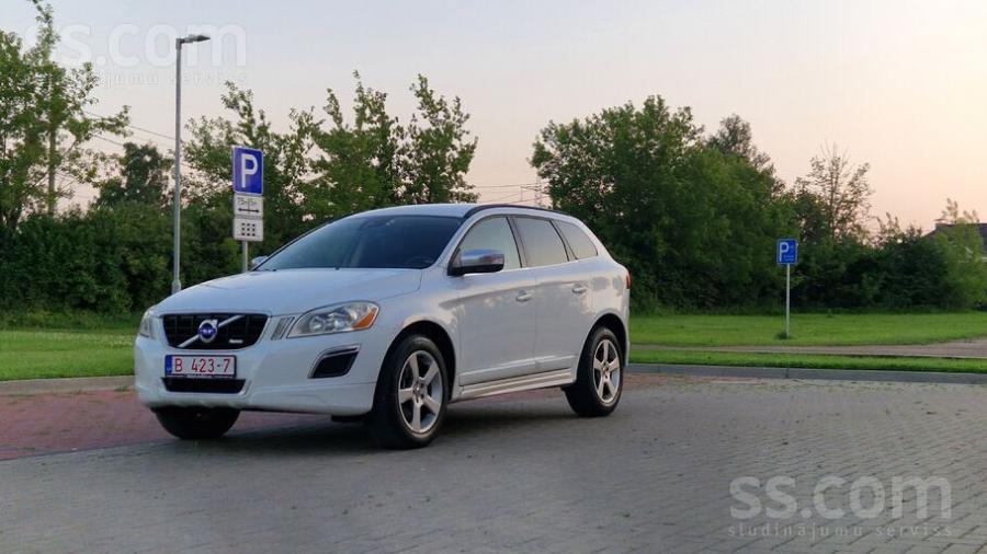 Balts Volvo XC60 2011 Jelgava, ar dzinēja tilpumu 2.40 L un nobraukumu 225 tūkst. km par 8450 €, foto 3 vietnē AUTOMOTO.COM.LV