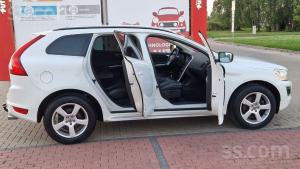 Balts Volvo XC60 2011 Jelgava, ar dzinēja tilpumu 2.40 L un nobraukumu 225 tūkst. km par 8450 €, foto 24 vietnē AUTOMOTO.COM.LV
