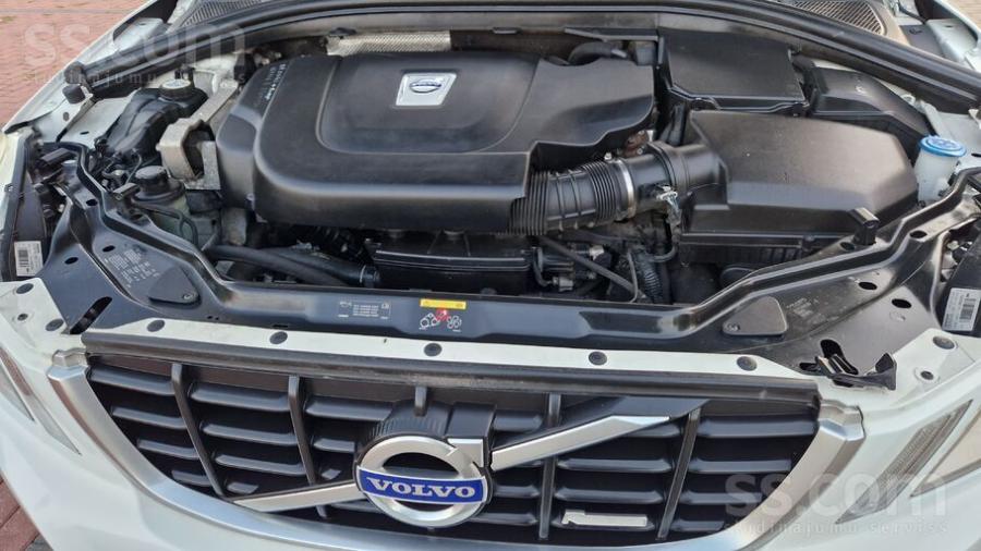 Balts Volvo XC60 2011 Jelgava, ar dzinēja tilpumu 2.40 L un nobraukumu 225 tūkst. km par 8450 €, foto 30 vietnē AUTOMOTO.COM.LV
