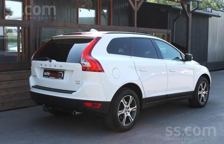 Balts Volvo XC60 2011 Rīga, ar dzinēja tilpumu 2.40 L un nobraukumu 0 tūkst. km par 8890 €, foto 6 vietnē AUTOMOTO.COM.LV