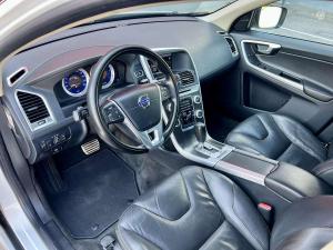 White Volvo XC60 2011 in Kaunas, with an engine capacity of 2.00 L and mileage of 233 thousand km for 9499 €, photo 23 on AUTOMOTO.COM.LV