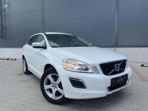 White Volvo XC60 2011 in Siauliai, with an engine capacity of 2.40 L and mileage of 198 thousand km for 9750 €, photo  on AUTOMOTO.COM.LV