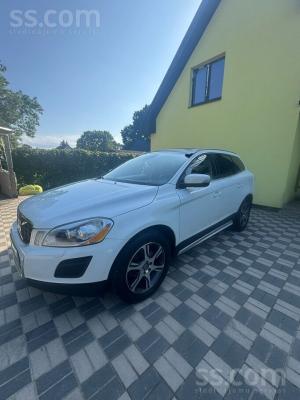 Balts Volvo XC60 2011 Bauska, ar dzinēja tilpumu 2.00 L un nobraukumu 364 tūkst. km par 7300 €, foto 5 vietnē AUTOMOTO.COM.LV