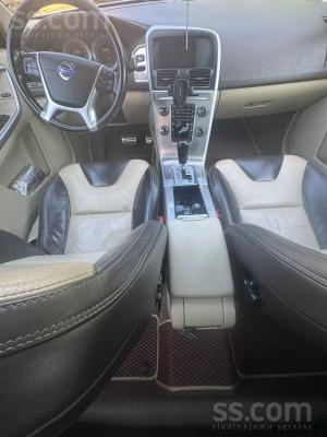 Balts Volvo XC60 2011 Bauska, ar dzinēja tilpumu 2.00 L un nobraukumu 364 tūkst. km par 7300 €, foto 13 vietnē AUTOMOTO.COM.LV