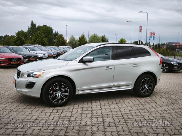 White Volvo XC60 2011 in Tartu, with an engine capacity of 2.40 L and mileage of 230 thousand km for 11990 €, photo 2 on AUTOMOTO.COM.LV