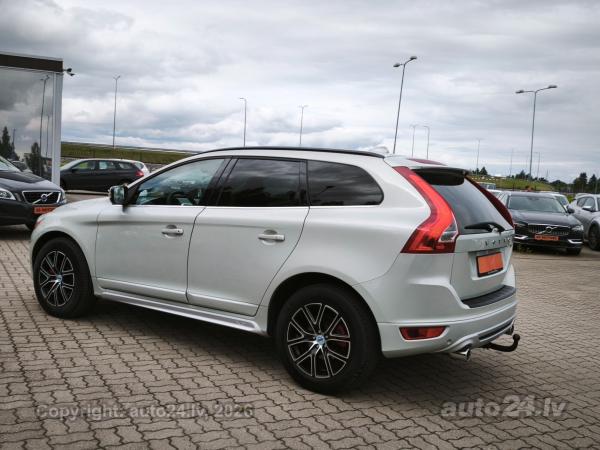White Volvo XC60 2011 in Tartu, with an engine capacity of 2.40 L and mileage of 230 thousand km for 11990 €, photo 3 on AUTOMOTO.COM.LV